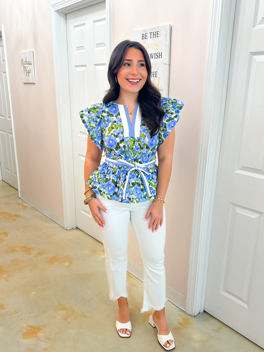 Pastel Blooms Top Blue – Bayou Belle Boutique
